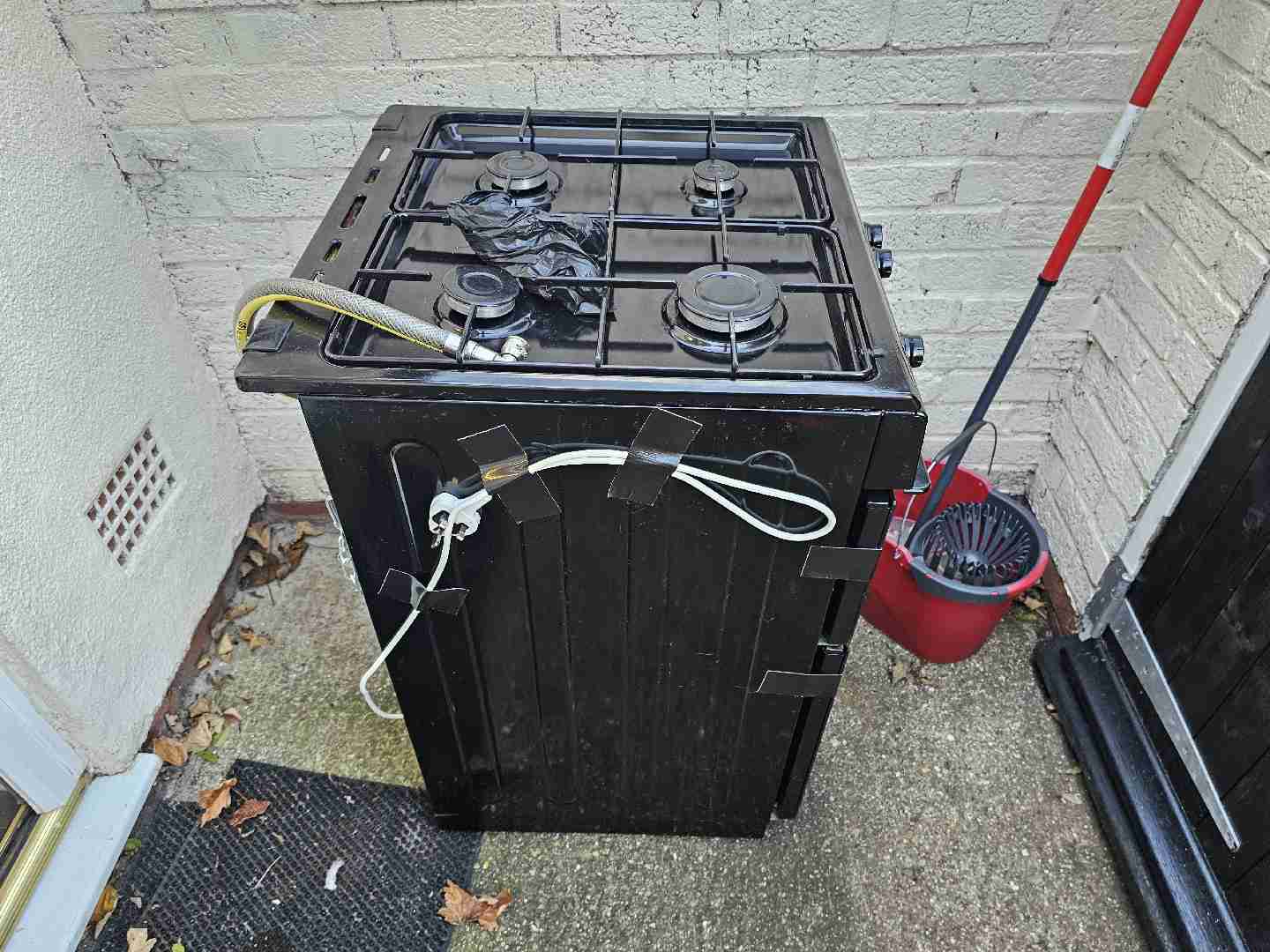 Cooker Removal in London & UK | Central Junk Ltd
